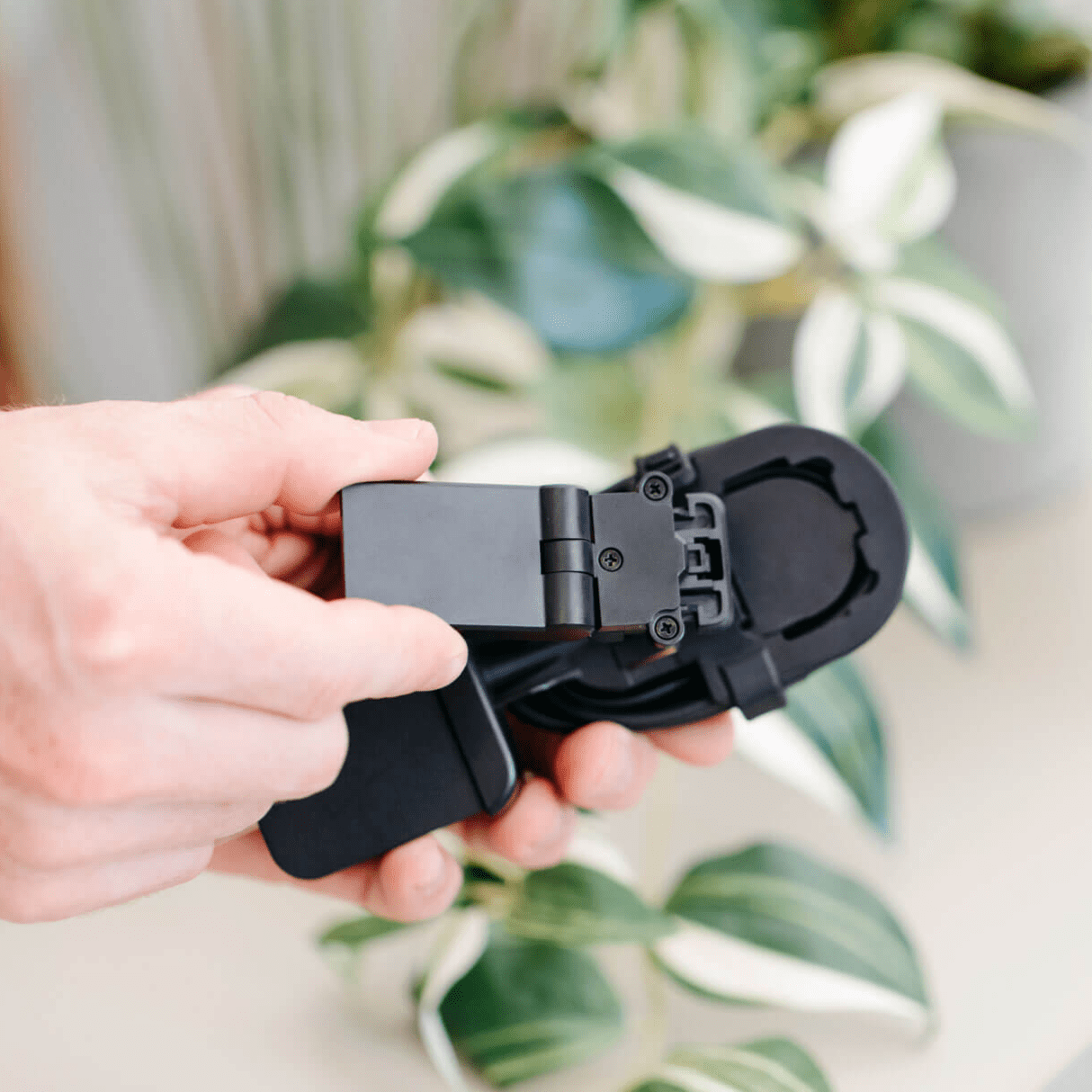 Cablemate for Steam Deck – Mechanism